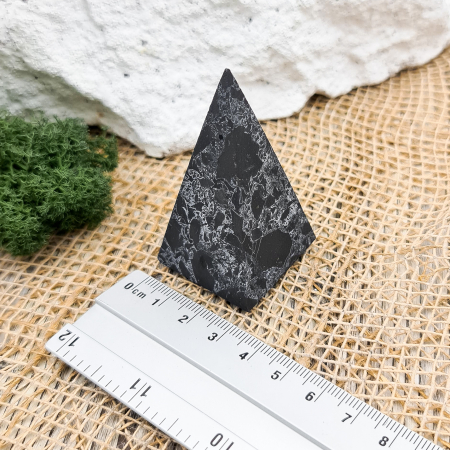 Купить статуэтки пирамиды из натуральных камней в интернет-магазине ...